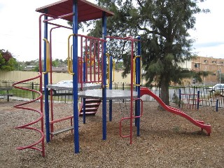 De Winton Park Playground, Strasbourg Road, Rosanna - Inner North ...
